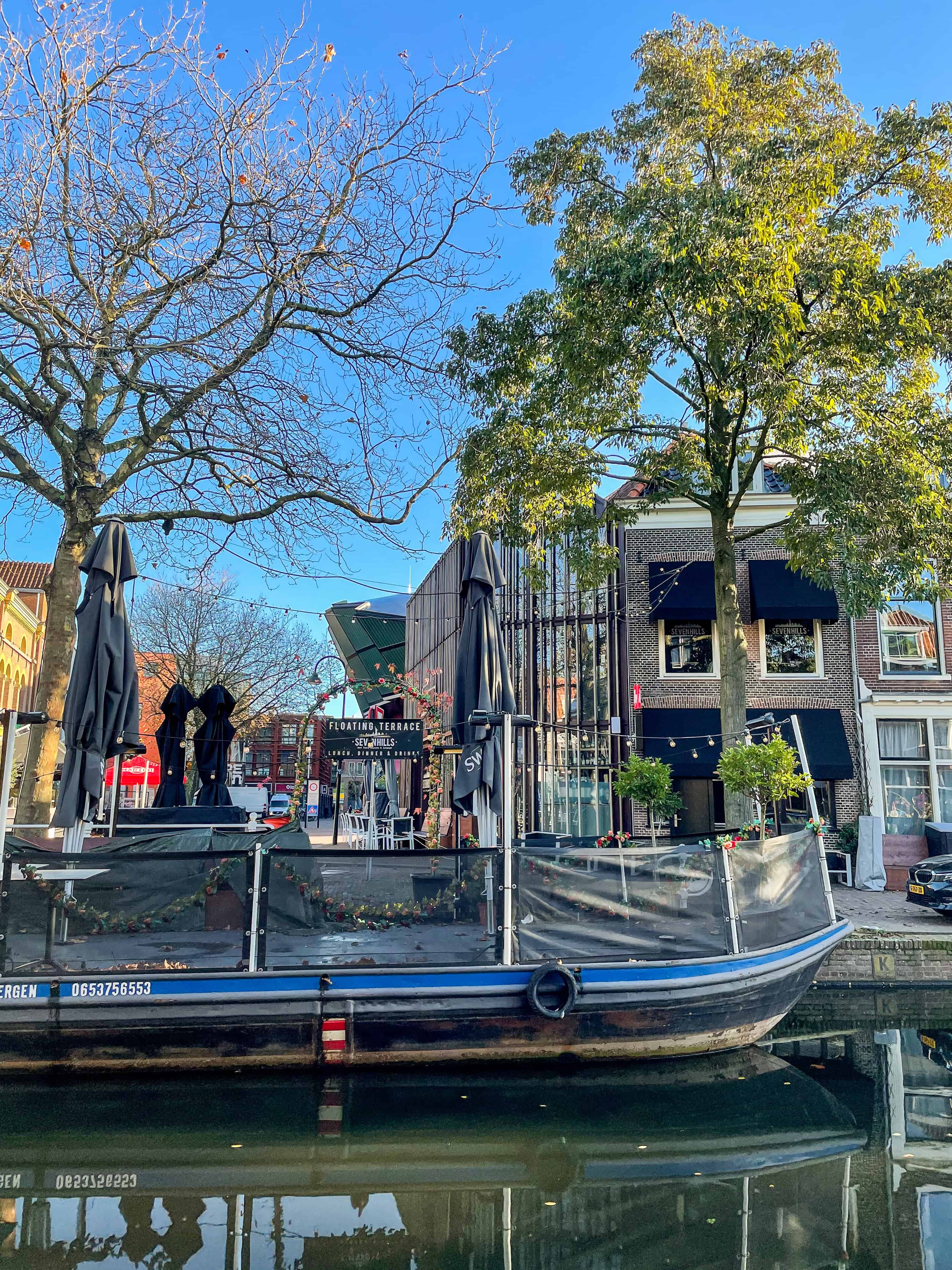 Utrecht boat bar - Adventures of Ace